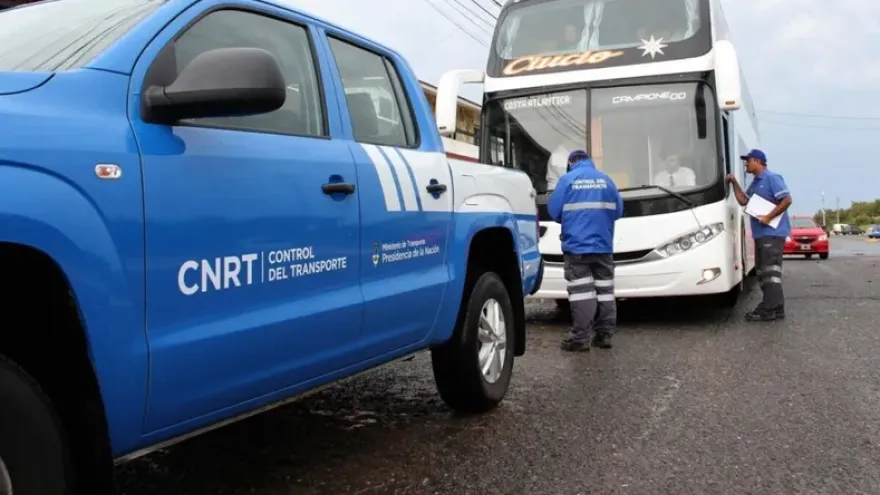 Blanqueo tardío en Obras Públicas: Se va el funcionario fantasma de ...