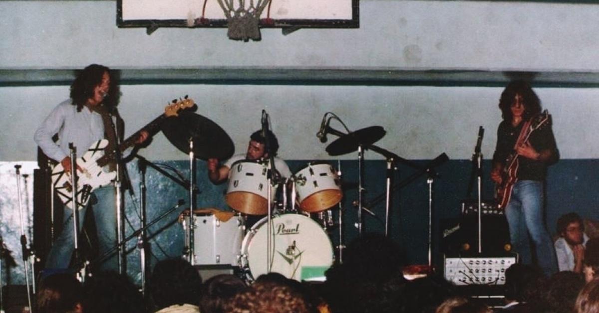 Cultura | V8 trío y la sociedad con Chofa Moreno: Documentos del primer Iorio músico