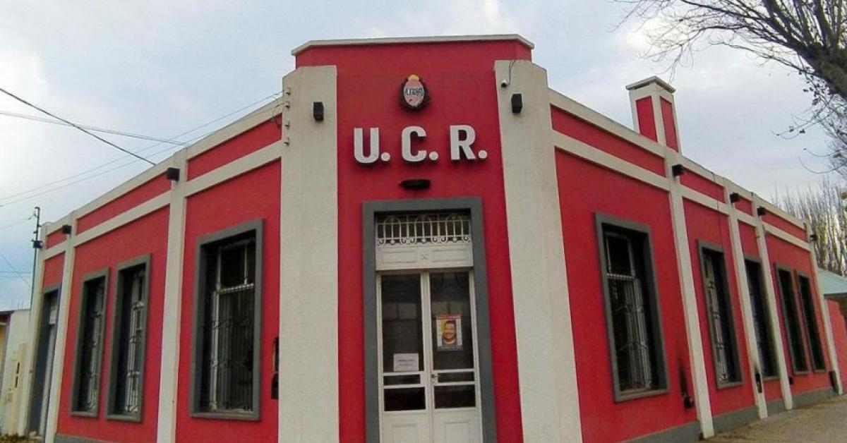 La UCR de Santa Cruz se juega su futuro: Entre la defensa de su banca y ...